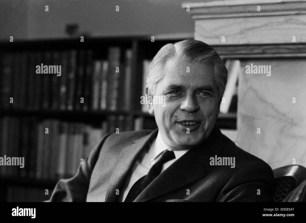 Willy brandt delegation Black and White Stock Photos & Images - Alamy