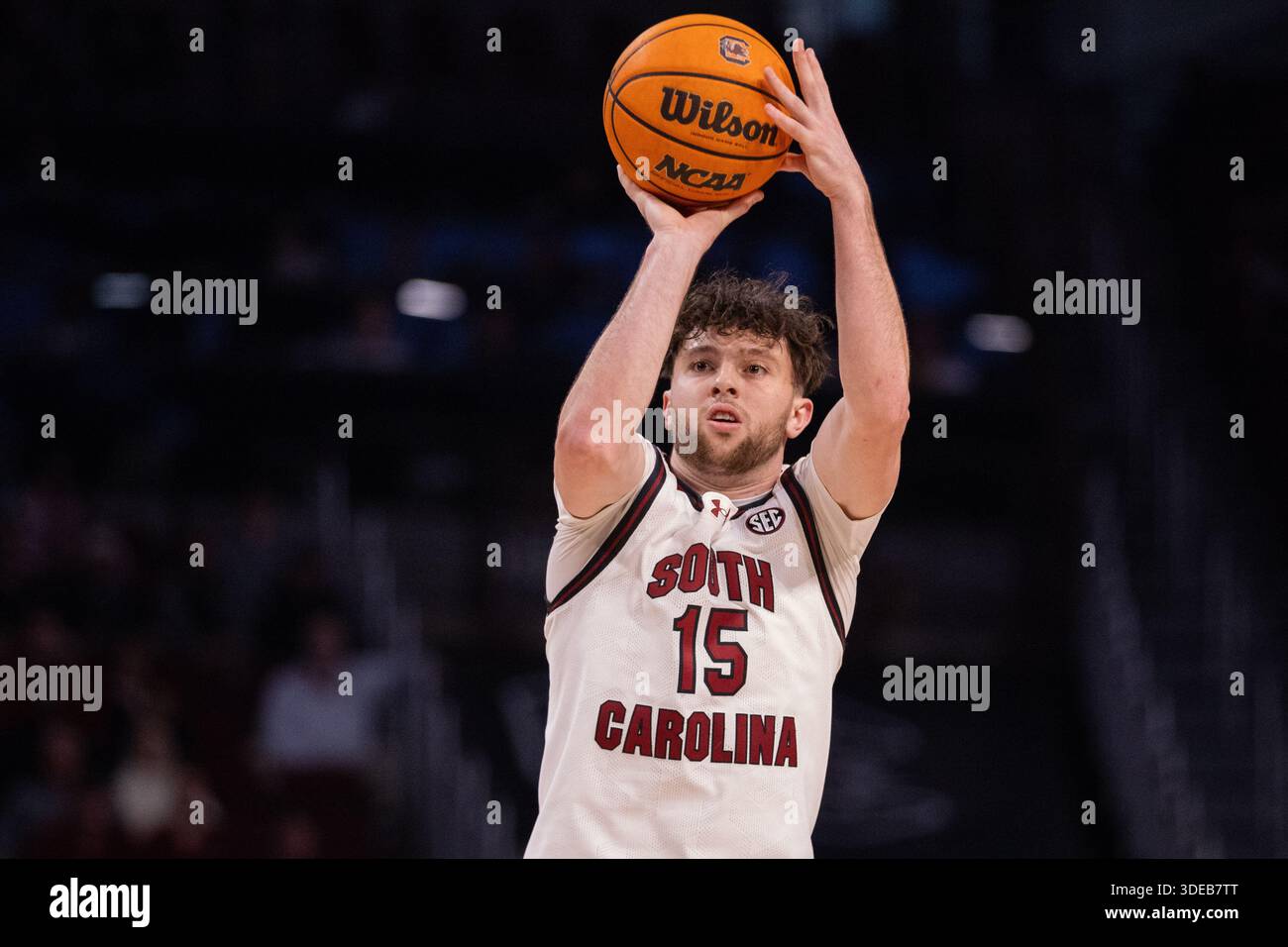 South Carolina guard Eli Ellis (15) shoots against the Vanderbilt in ...