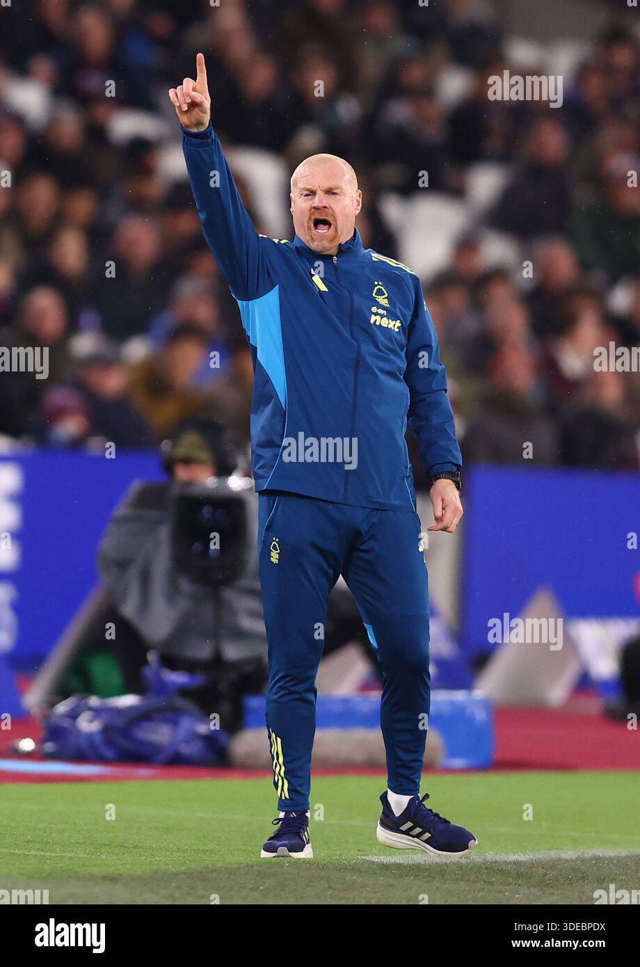 London, England, 6th January 2026. Sean Dyche, Manager of Nottingham ...