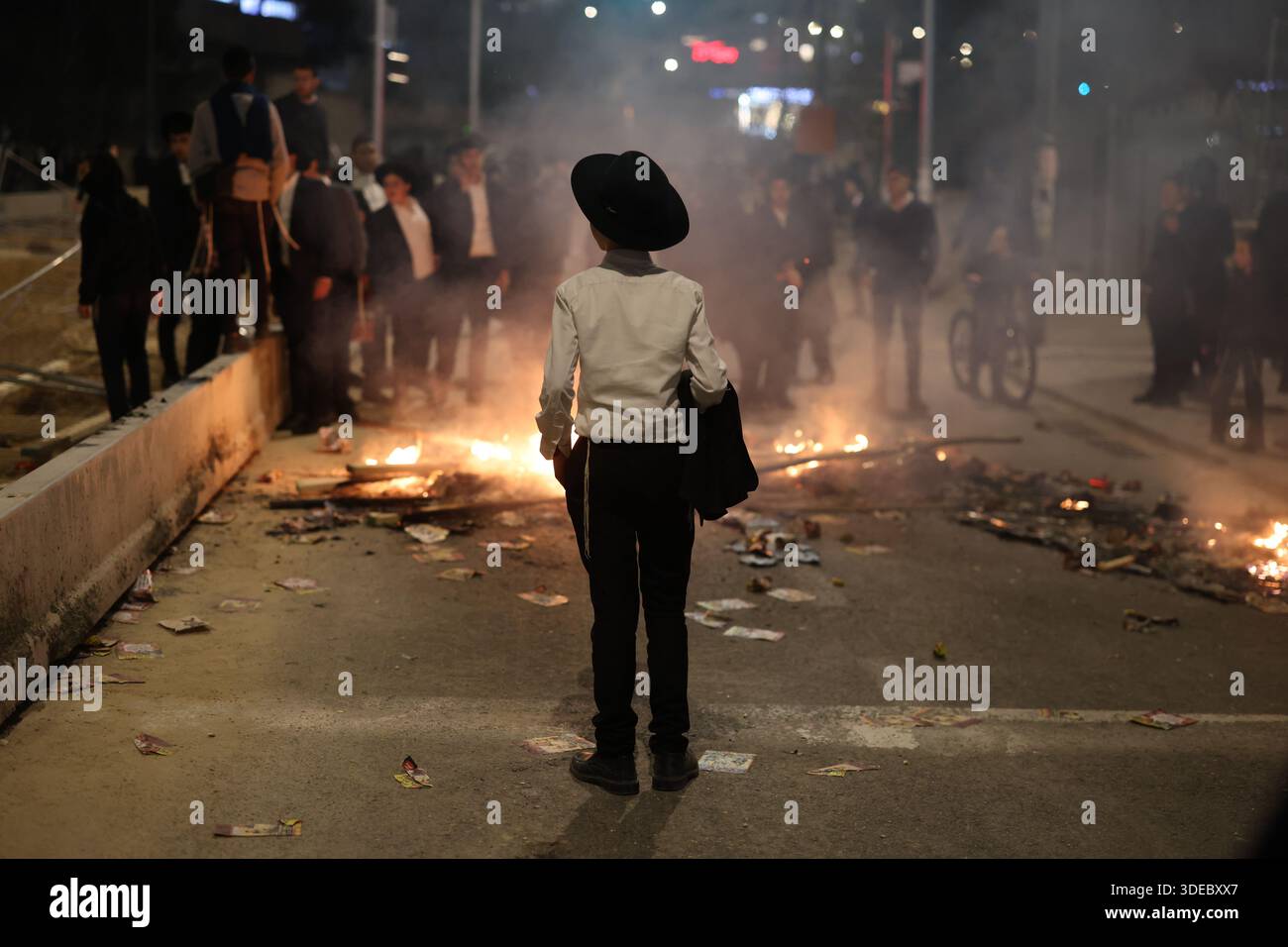 06 January 2026, Israel, Jerusalem: Ultra-Orthodox Jewish men protest ...
