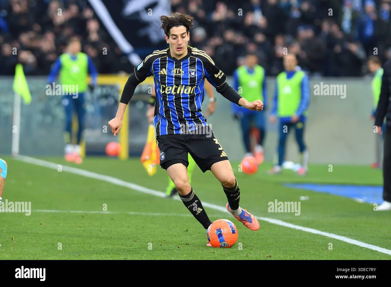Pisa, Italy. 06th Jan, 2026. Samuele Angori (Pisa) during Pisa SC vs ...