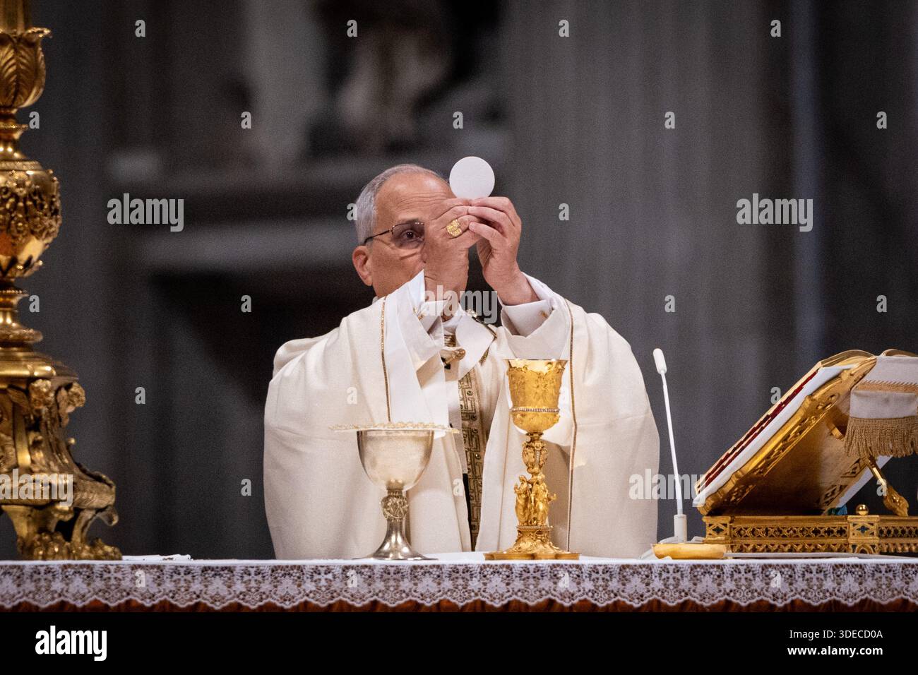 Pope Leo XIV performs the rite of Consecration during the Holy Mass on ...