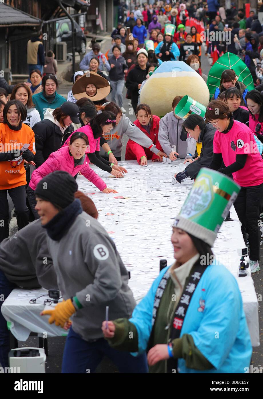 A large number of women take part in a race in the hopes of becoming ...