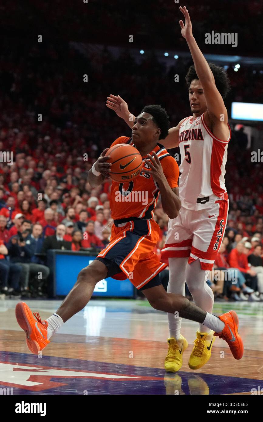 Auburn guard Tahaad Pettiford (0) during the first half of an NCAA ...
