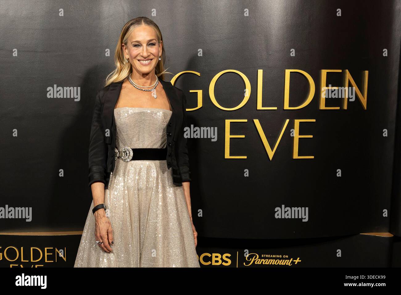 Sarah Jessica Parker attends the arrivals of Golden Eve: The Golden ...