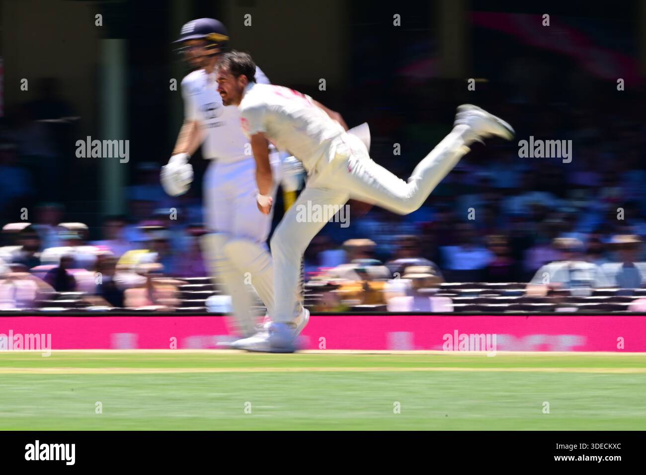 Mitchell Starc of Australia bowling during Day 4 of the Fifth Men’s ...