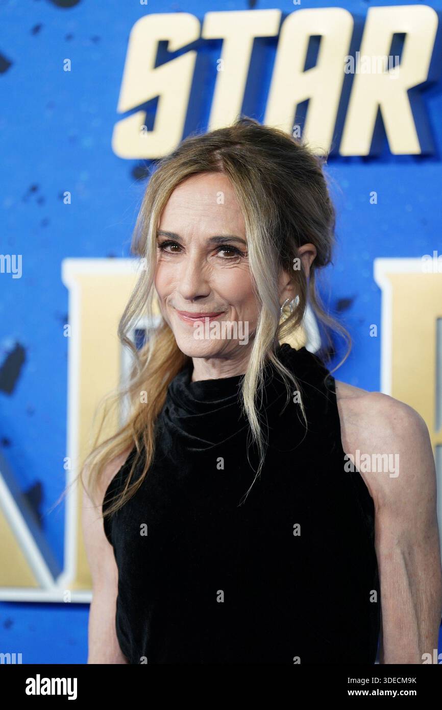 Holly Hunter at arrivals for STAR TREK: STARFLEET ACADEMY Premiere ...