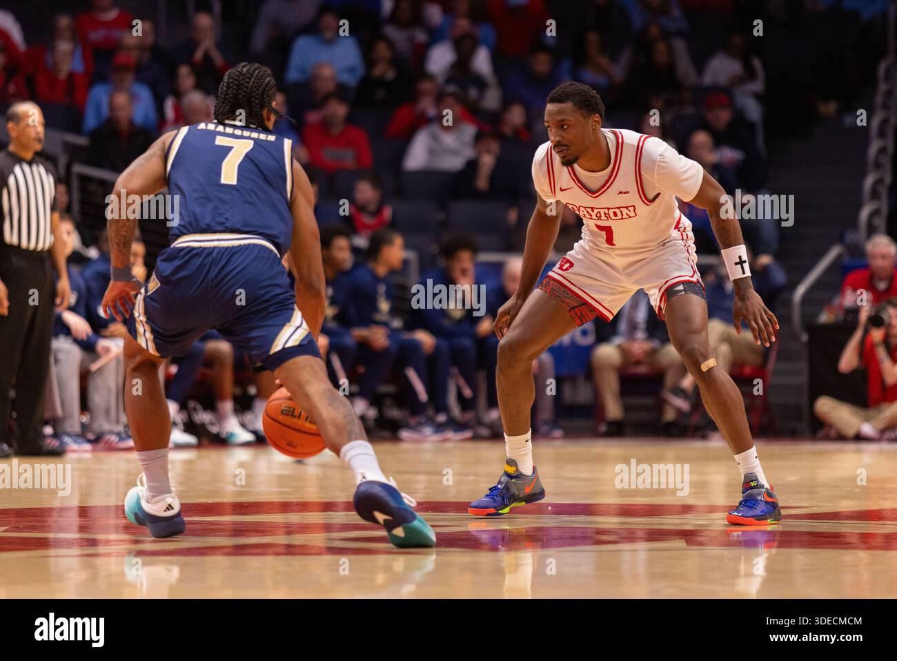 DAYTON, OH - JANUARY 06: Dayton Flyers Guard Keonte Jones (7) guards ...