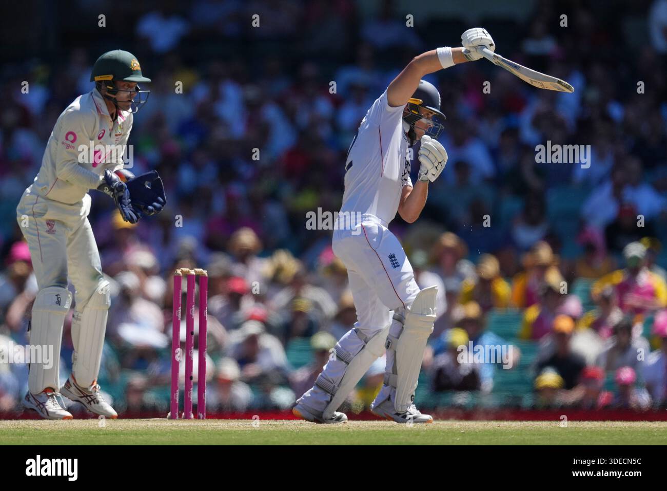 England's Jacob Bethell bats during play on day four of the fifth and ...