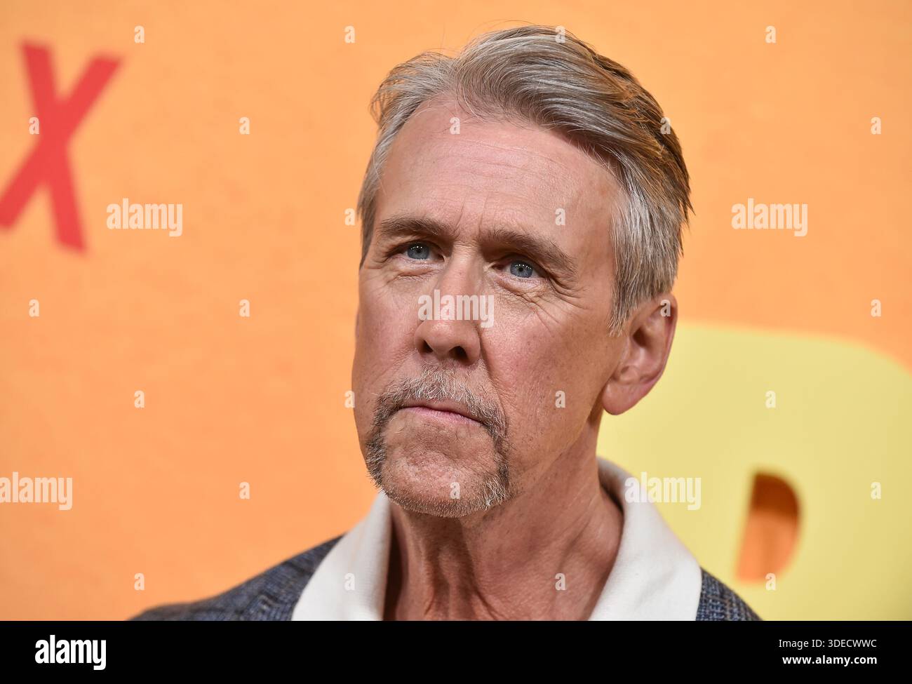 Hollywood, USA. 06th Jan, 2026. Alan Ruck arriving to Netflix''s ...