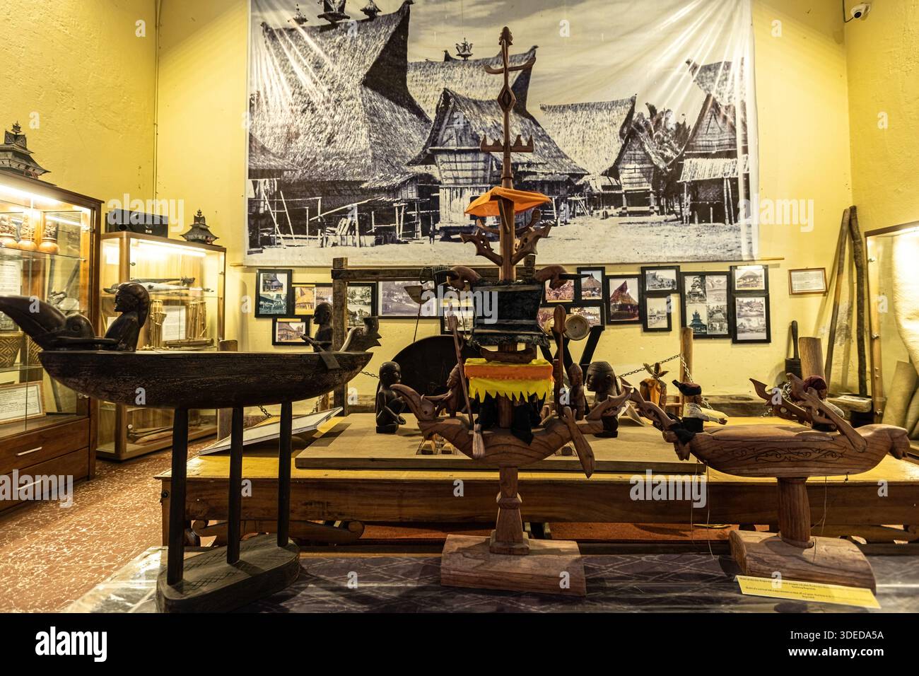 Interior exposition of the Karo tribe cultural museum in Berastagi ...