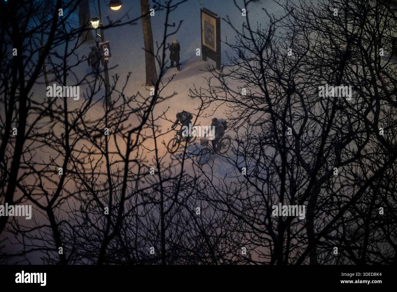 Paris under the snow in Paris on January 7, 2026. Photo by Eliot ...