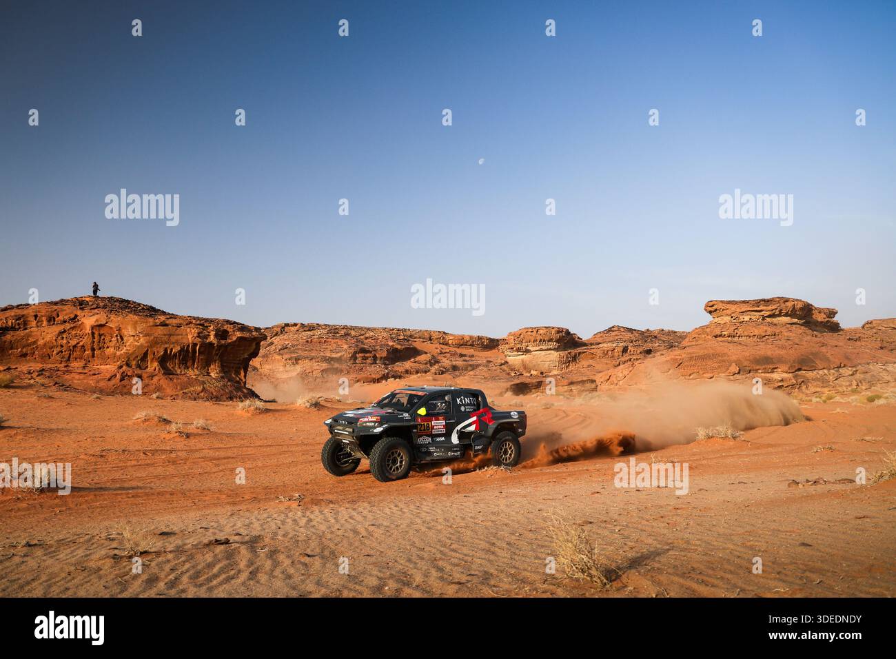 218 BOTTERILL Guy (rsa), MENA Oriol (esp), Toyota Gazoo Racing, Toyota ...