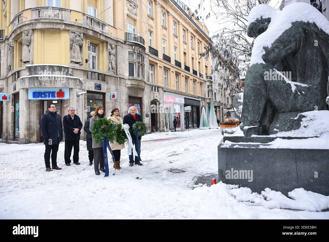 People laying a wreath at the Nikola Tesla monument during the ...