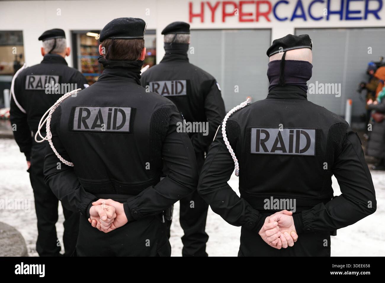 Members of French National Police elite unit RAID (Research, Assistance ...