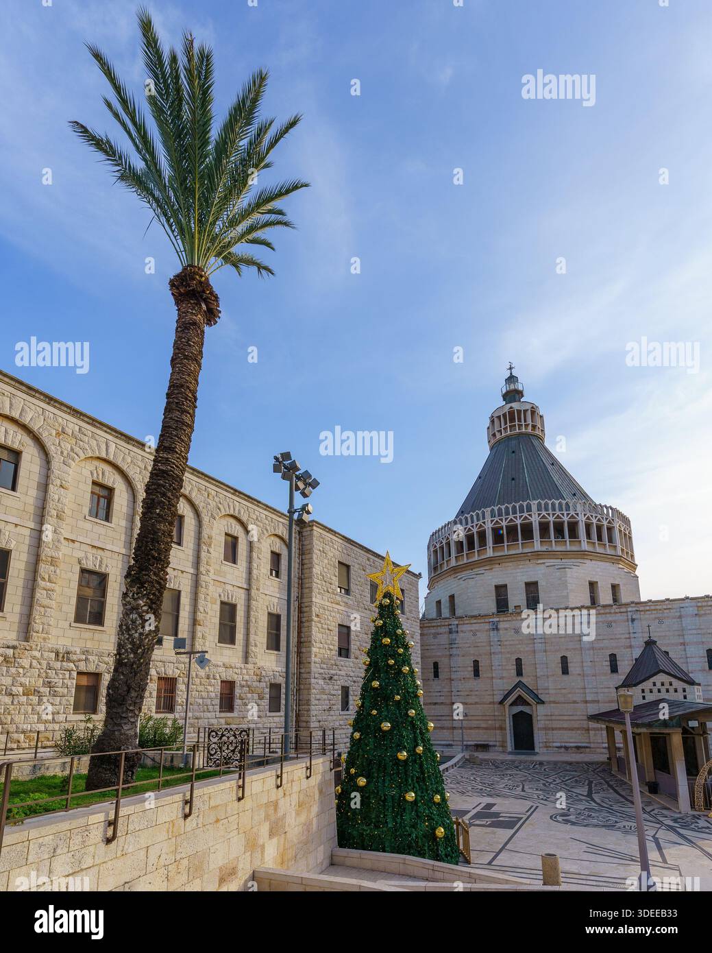 View christmas tree basilica hi-res stock photography and images - Alamy