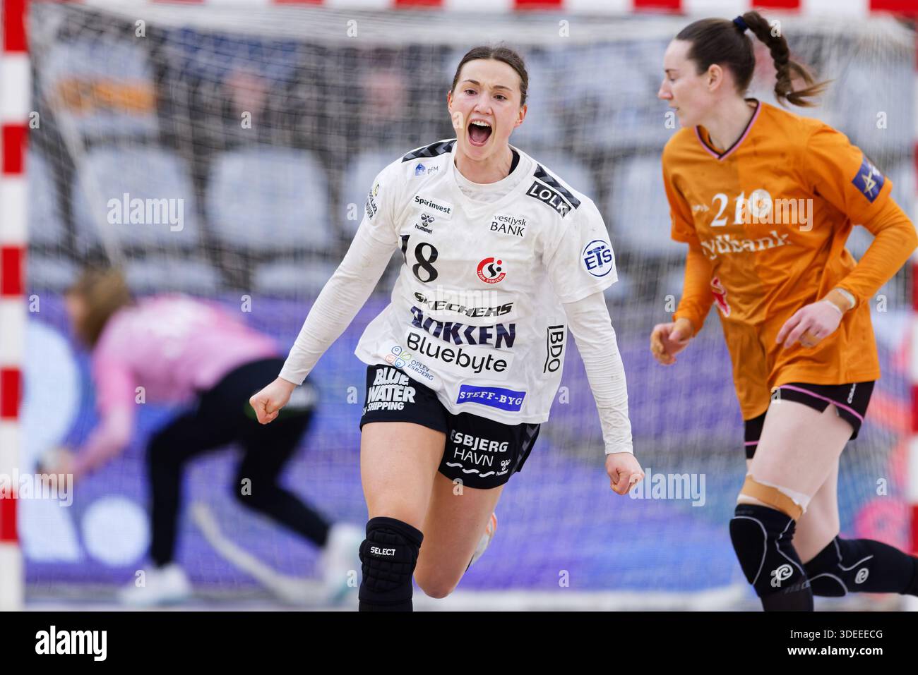 Odense, Denmark. 06th, January 2026. Olivia Lofqvist (18) of Team ...
