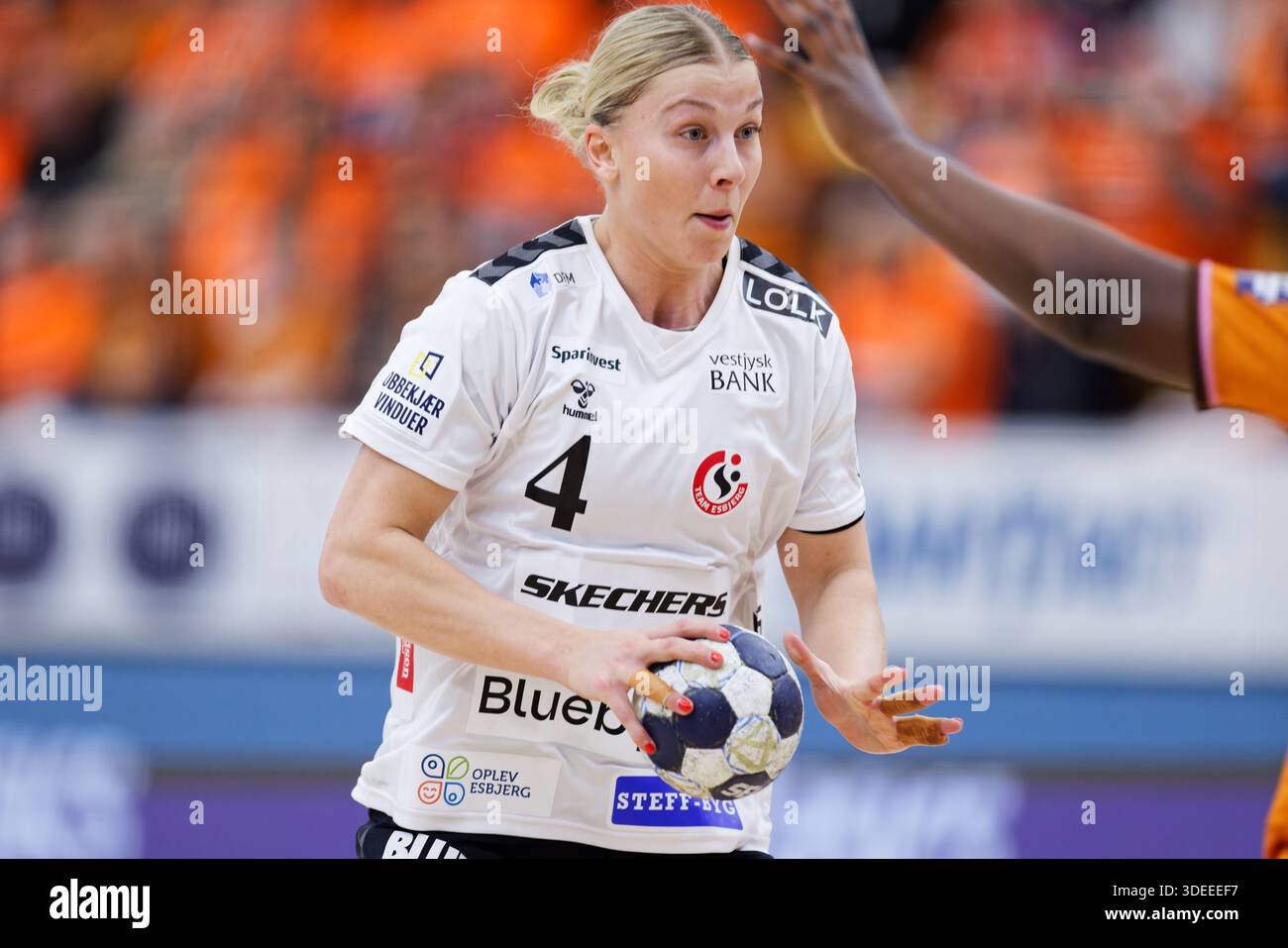 Odense, Denmark. 06th, January 2026. Michala Moller (4) of Team Esbjerg ...