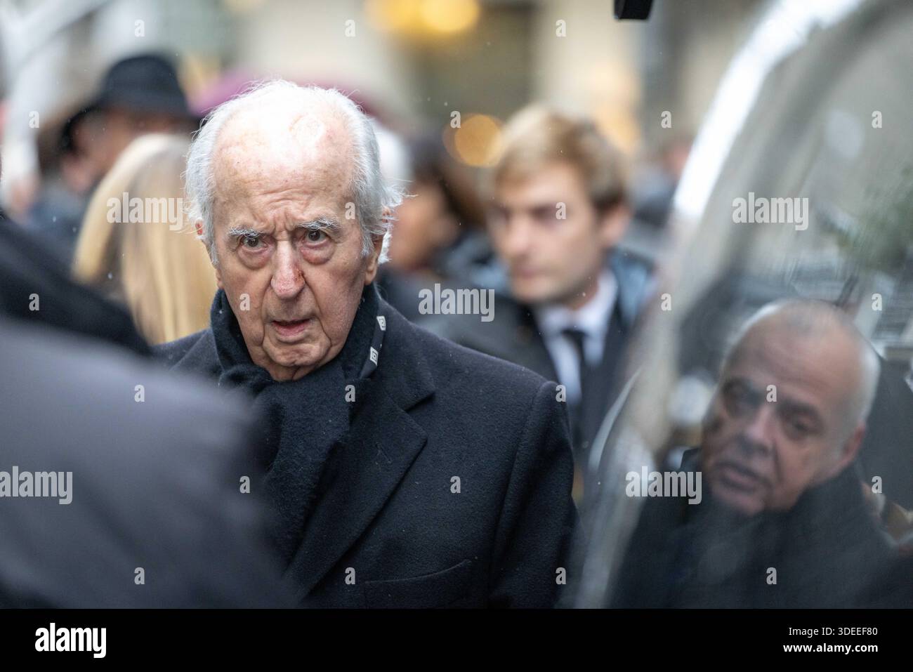 Paris, France. 07th Jan, 2026. Former French Prime Minister Edouard ...