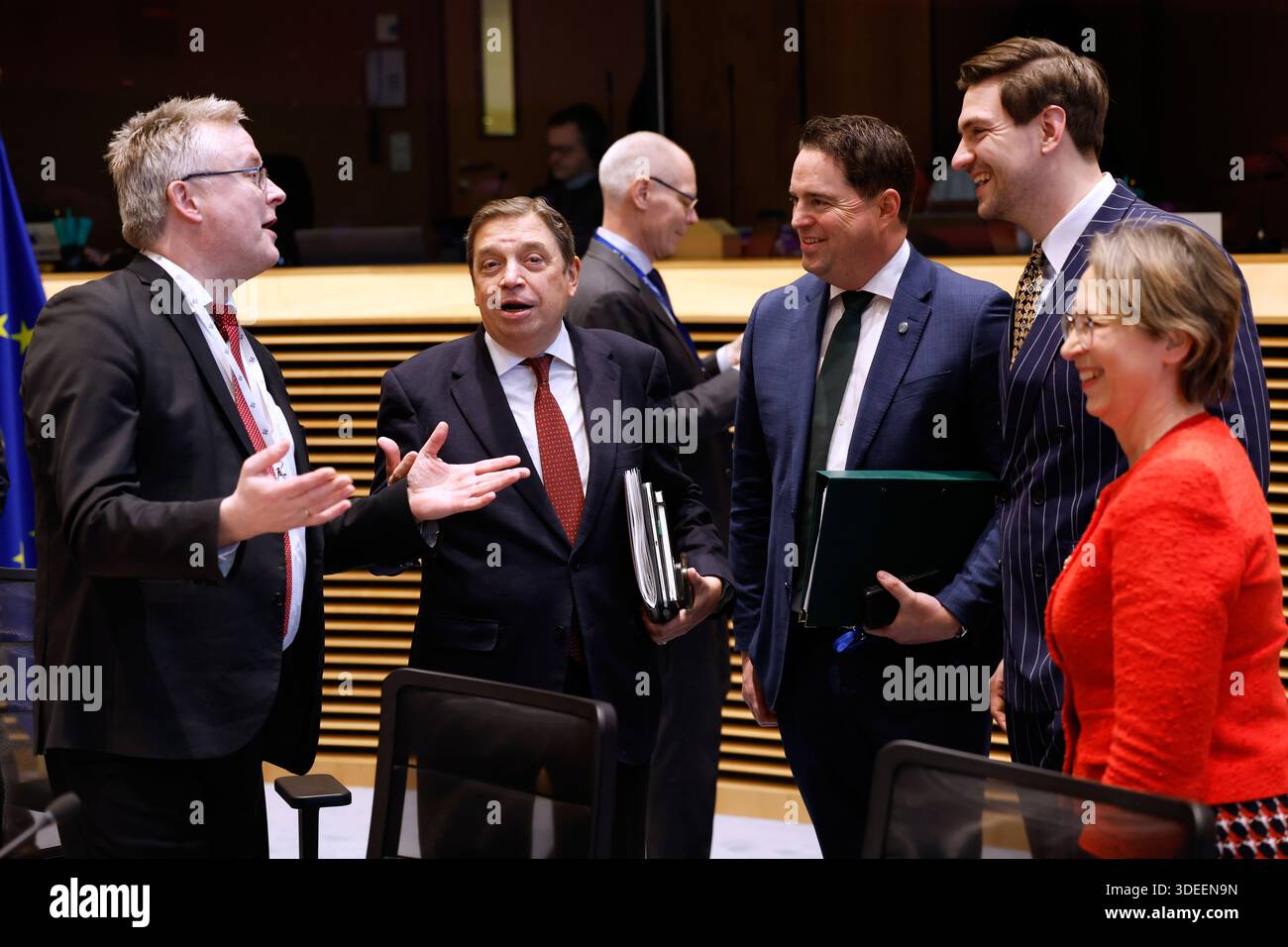 From left, Denmark's Agriculture Minister Jacob Jensen, Spain's ...