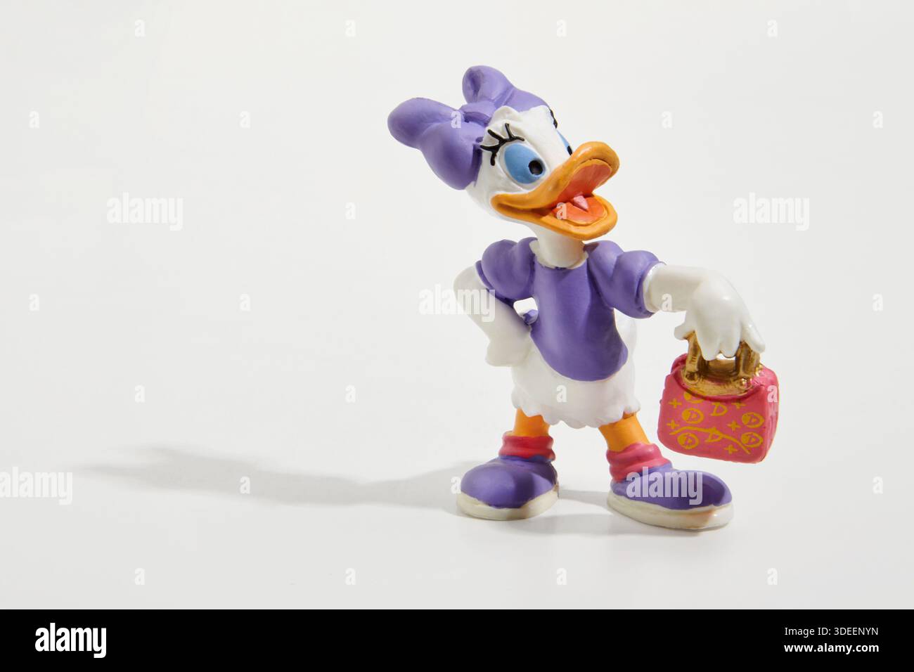 Daisy duck disney character hi-res stock photography and images - Alamy