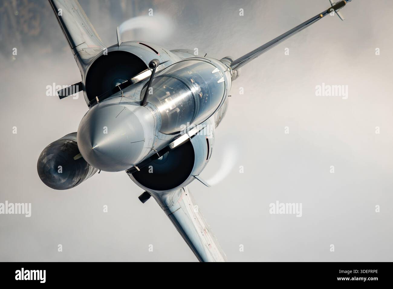 Bubble canopy cockpit design hi-res stock photography and images - Alamy