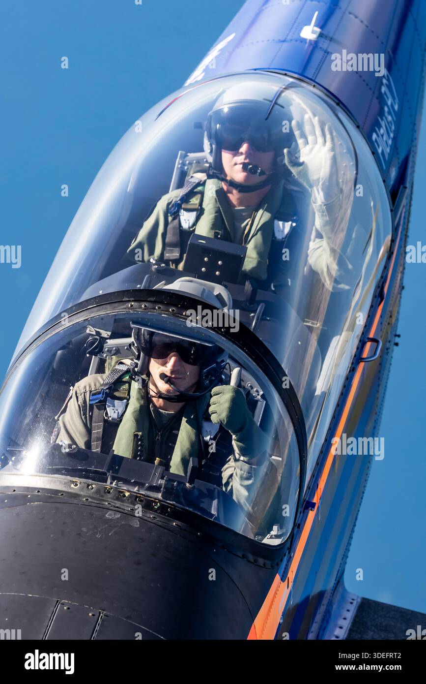 Air-to-air close-up of an Austrian Air Force Pilatus PC-7 training ...