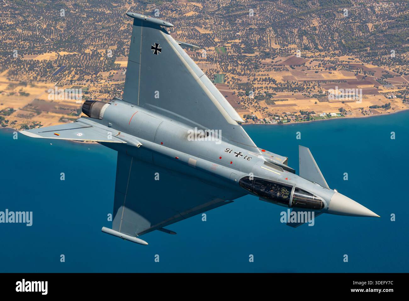 2000 captured weapons hi-res stock photography and images - Alamy