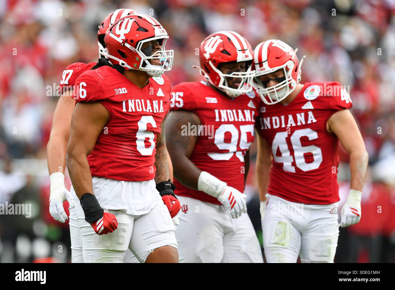 PASADENA, CA - JANUARY 01: DL Mikail Kamara #6 of the Indiana Hoosiers ...