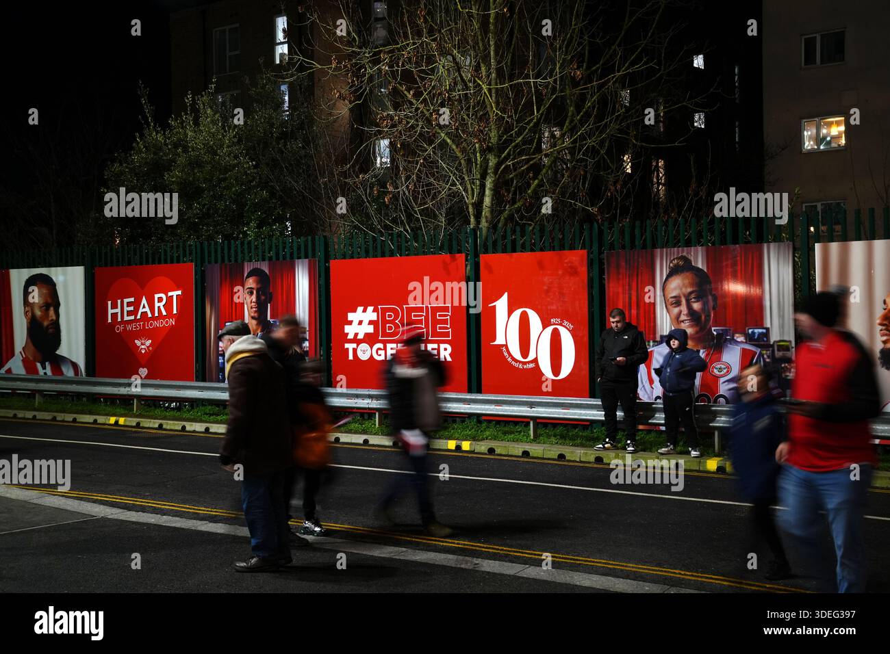 Fans arrive ahead of the Premier League match at Gtech Community ...