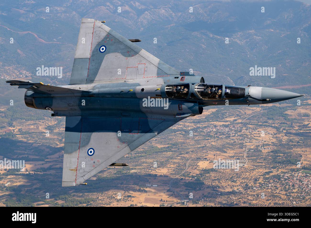 Close-up air-to-air photograph of Dassault Mirage 2000-5BG ...