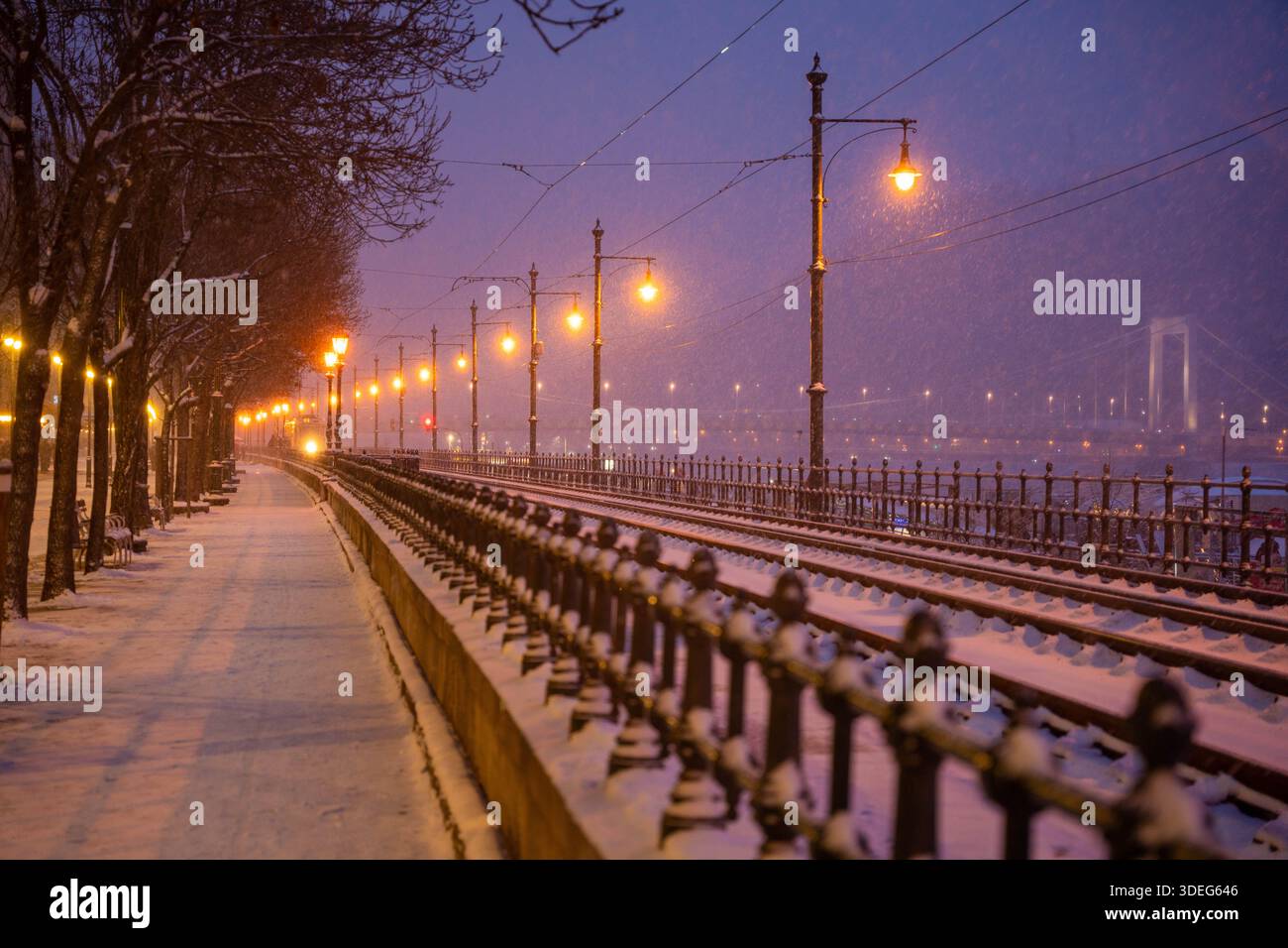 Budapest hungary january 2026 snow hi-res stock photography and images ...