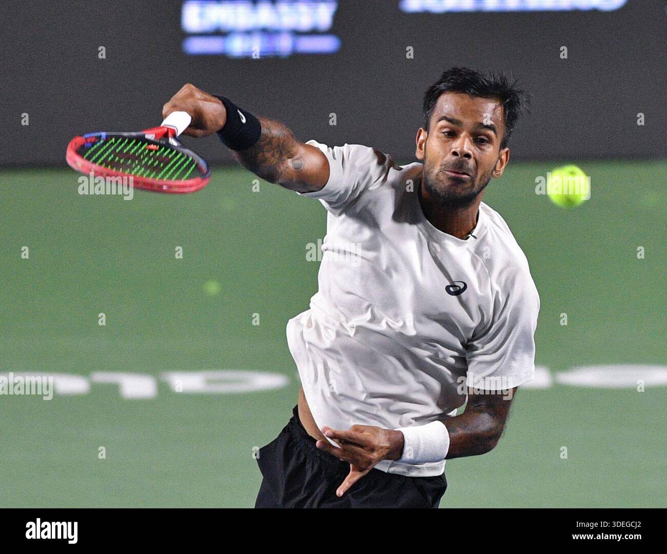 Bengaluru, India. 5th Jan, 2026. Sumit Nagal (IND) on action during the ...