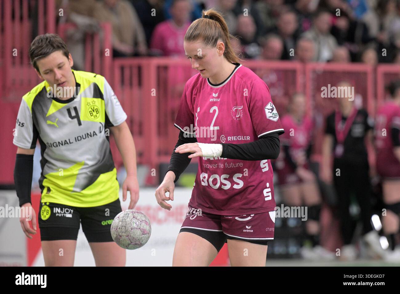 Selina Lindemann (TusSies Metzingen, #02) TusSies Metzingen vs. BVB ...
