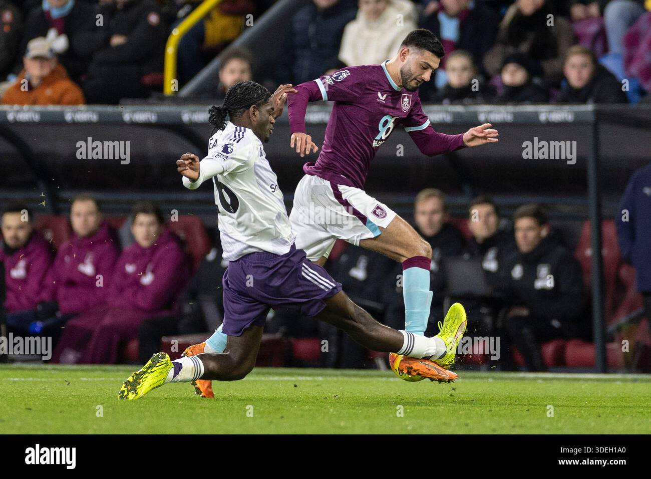 Armando Broja #27 of Burnley F.C challenged by Lisandro Martinez #6 of ...