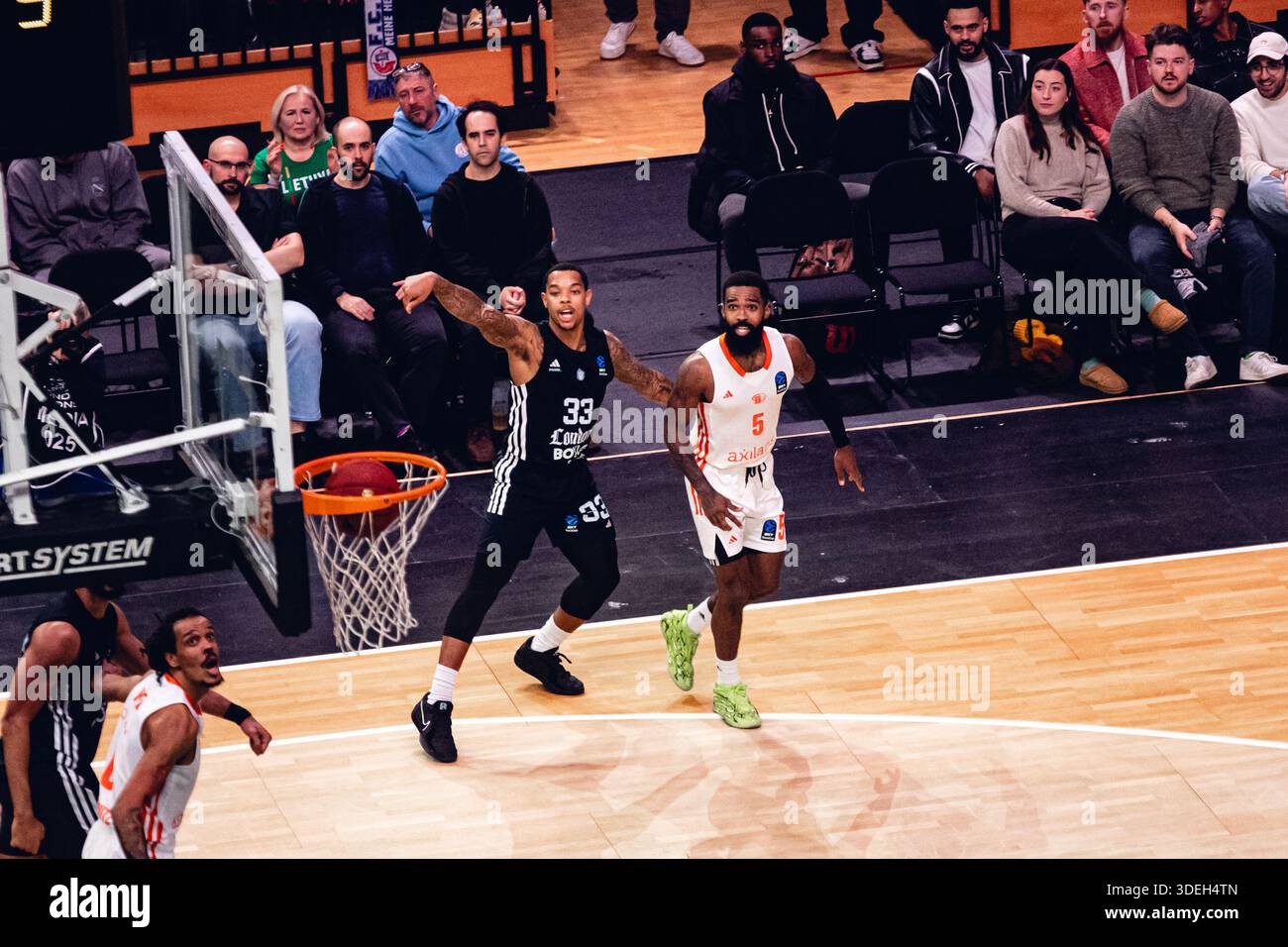 London, UK. 7 January, 2026 Lions' player Shavar Reynolds JR scores ...