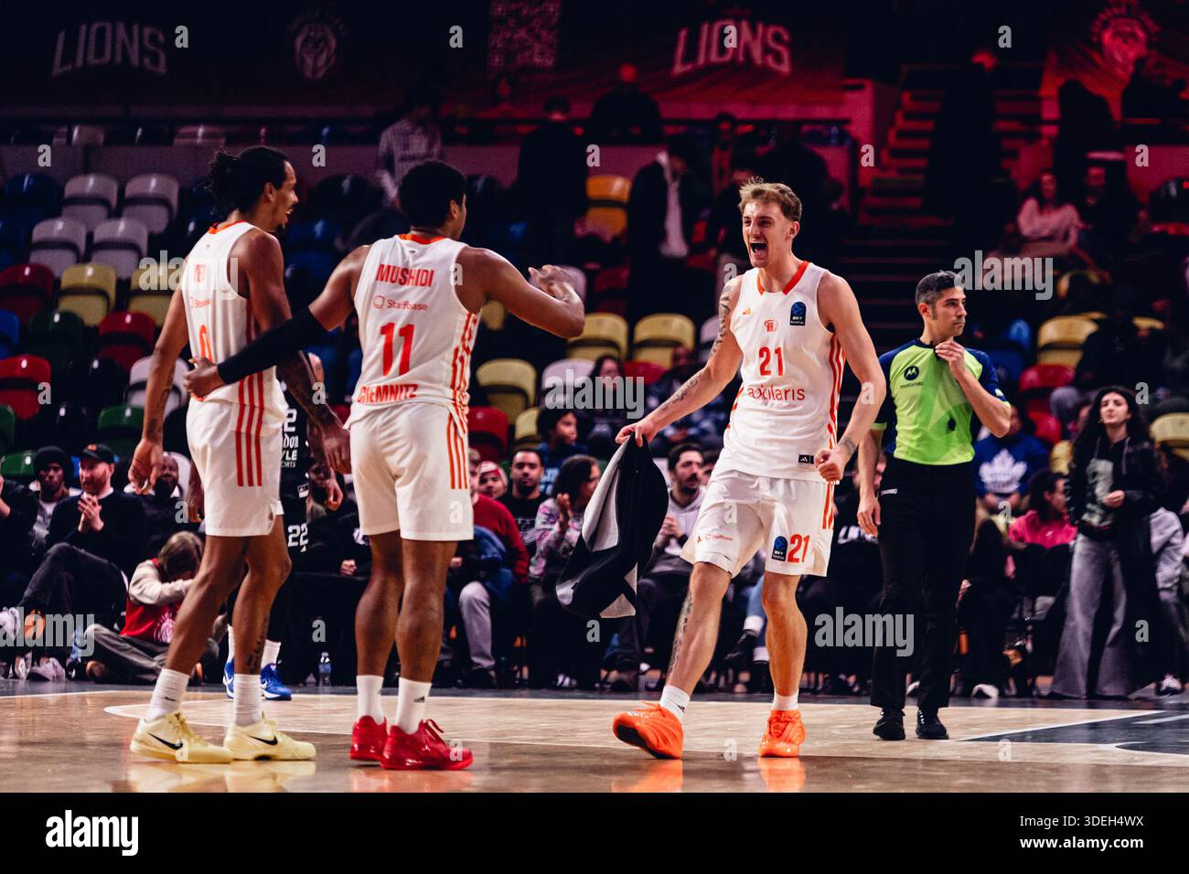 London, UK. 7 January, 2026 Niners' player celebrate the win during BKT ...