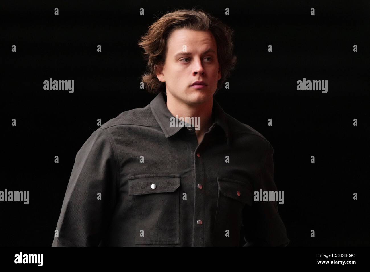 Cincinnati Bengals quarterback Joe Burrow (9) arrives prior to an NFL ...