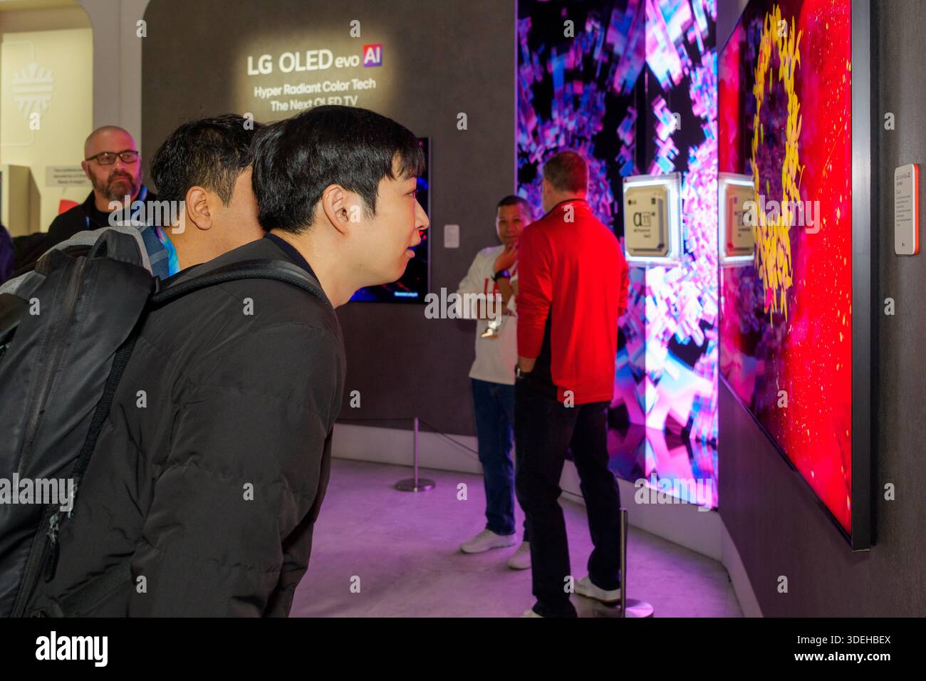 IMAGE DISTRIBUTED FOR LG - Show attendees look in awe at the LG Micro ...