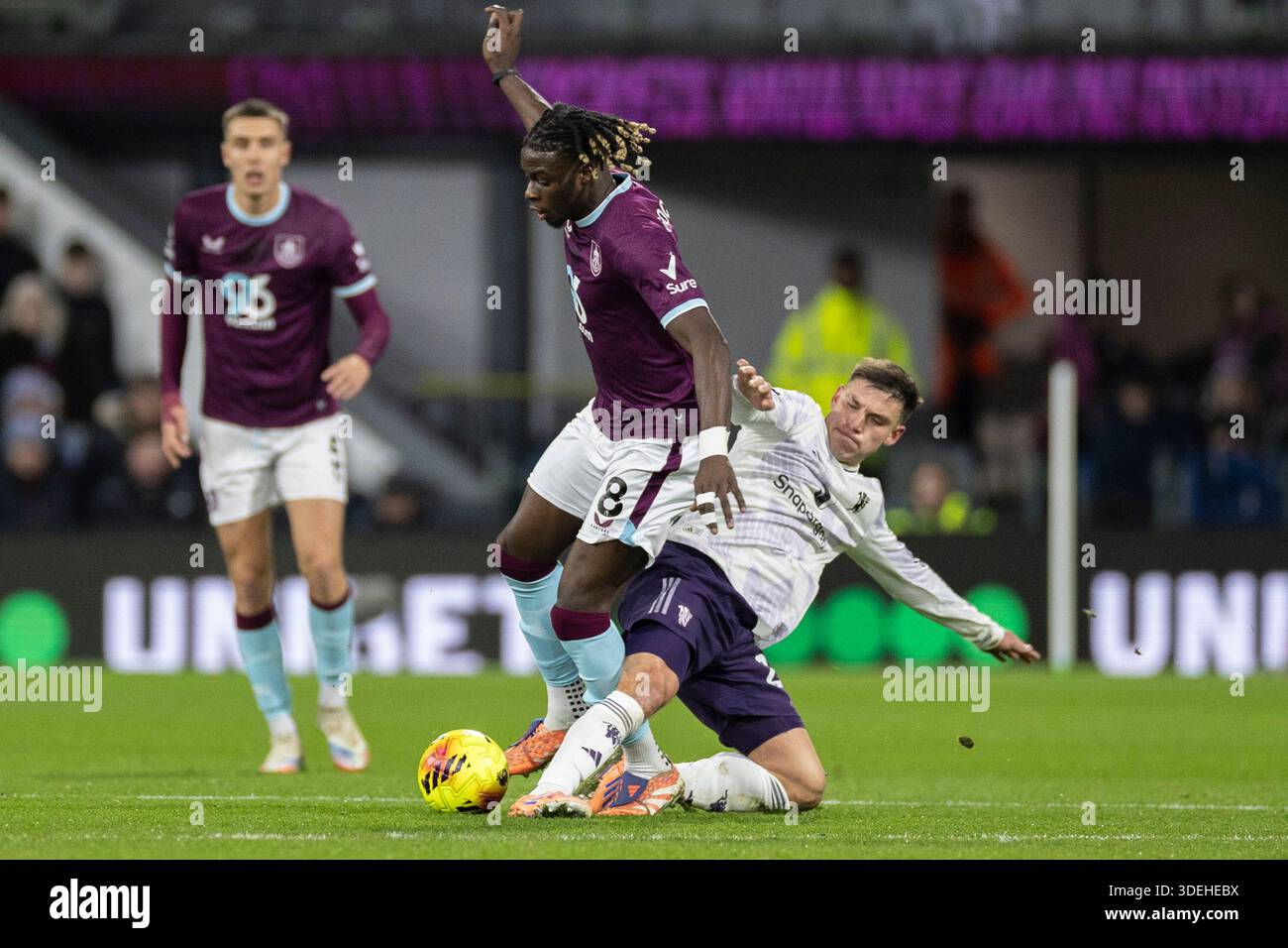 Lesley Ugochukwu challenged by Manuel Ugarte during the Premier League ...