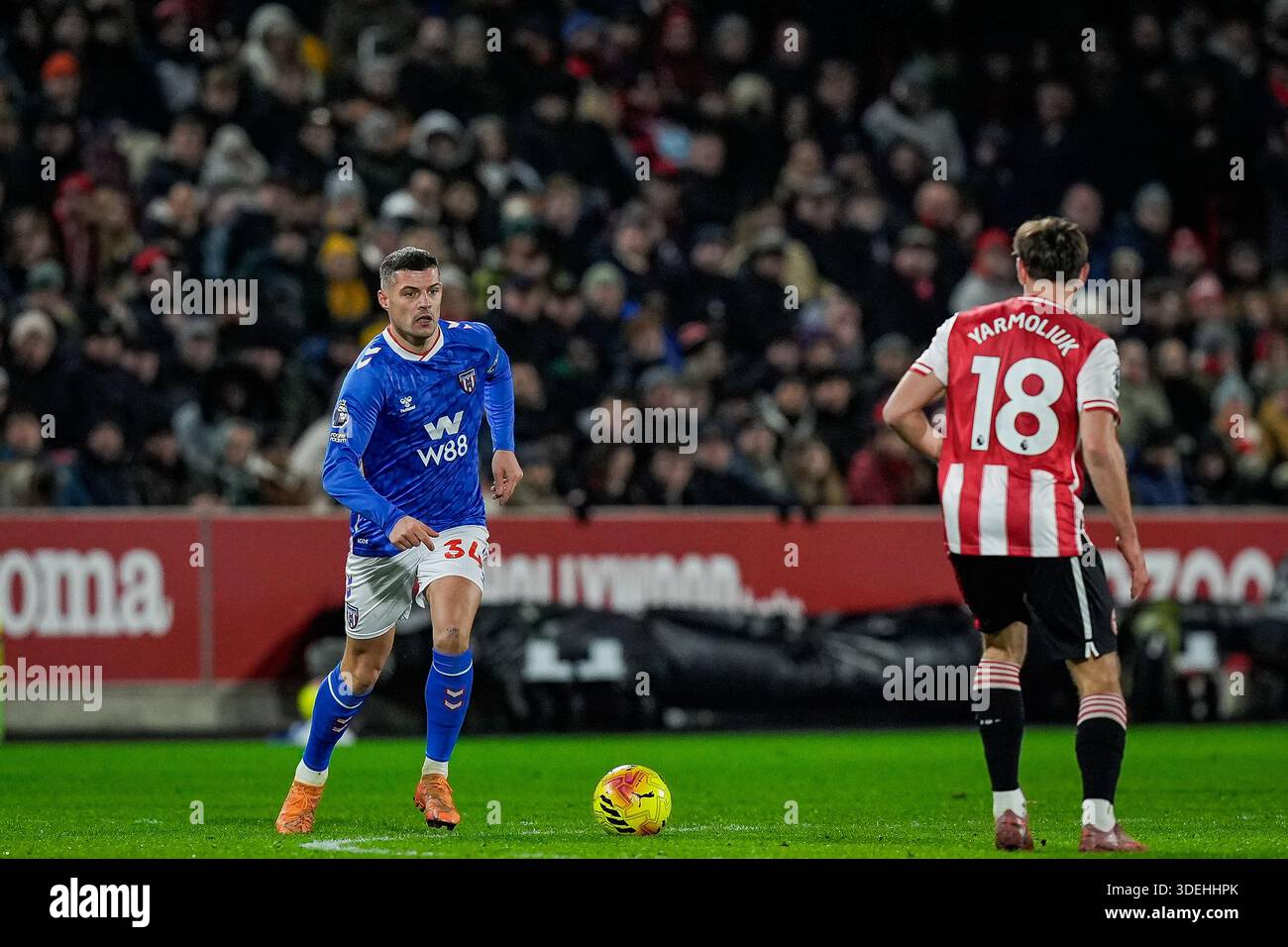 Granit Xhaka of Sunderland makes a run with the ball during the Premier ...