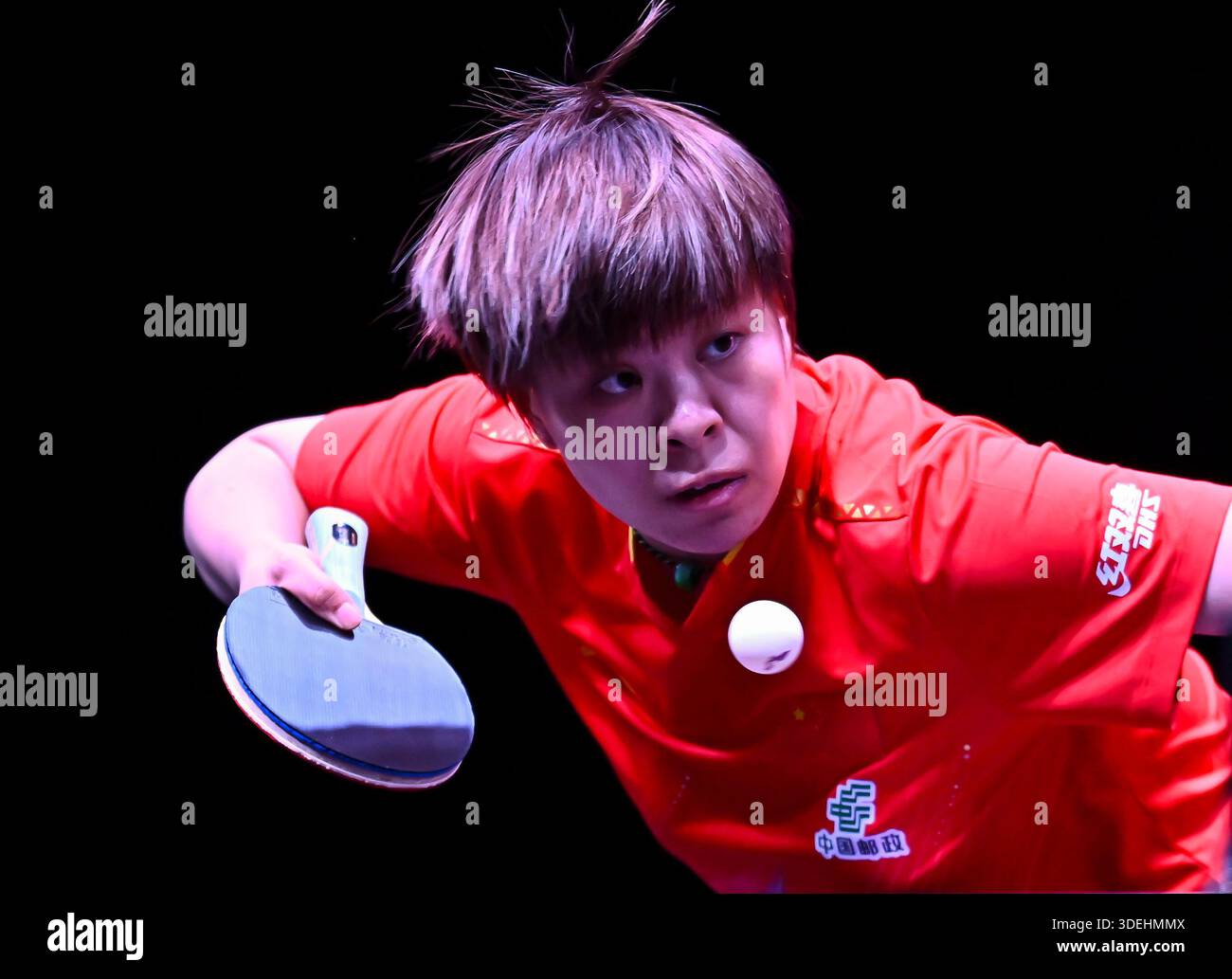 (260108) -- DOHA, Jan. 8, 2026 (Xinhua) -- Wang Yidi of China competes ...