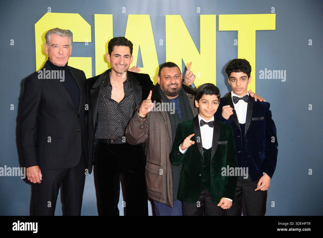 Naseem hamed aka prince naseem and pierce brosnan hi-res stock ...