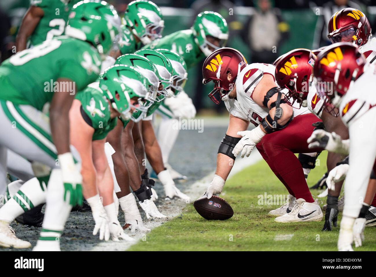 Washington Commanders offensive lines up for a goal line attack against ...
