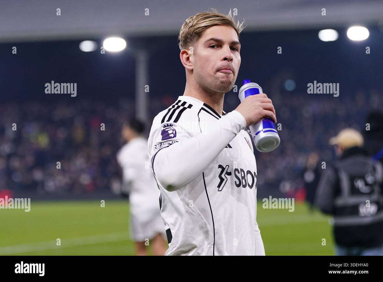 Emile Smith Rowe of Fulham during the Premier League match Fulham vs ...