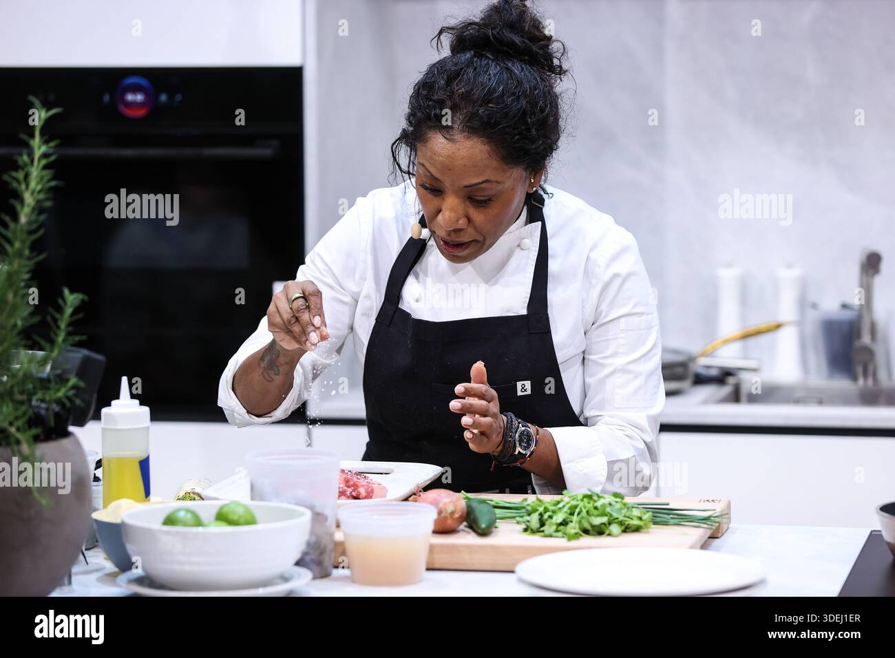 Las Vegas, NV, USA. 7th Jan, 2026. Celebrity Chef Nyesha Arrington adds ...