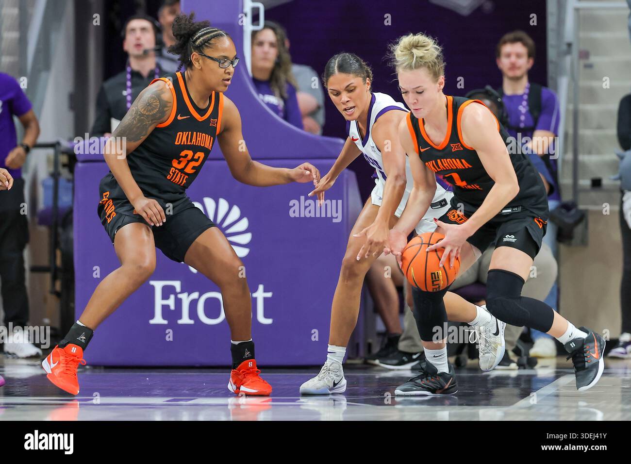Fort Worth, Texas, USA. 7th Jan, 2026. OSU's AMARI WHITING (1) and TCU ...