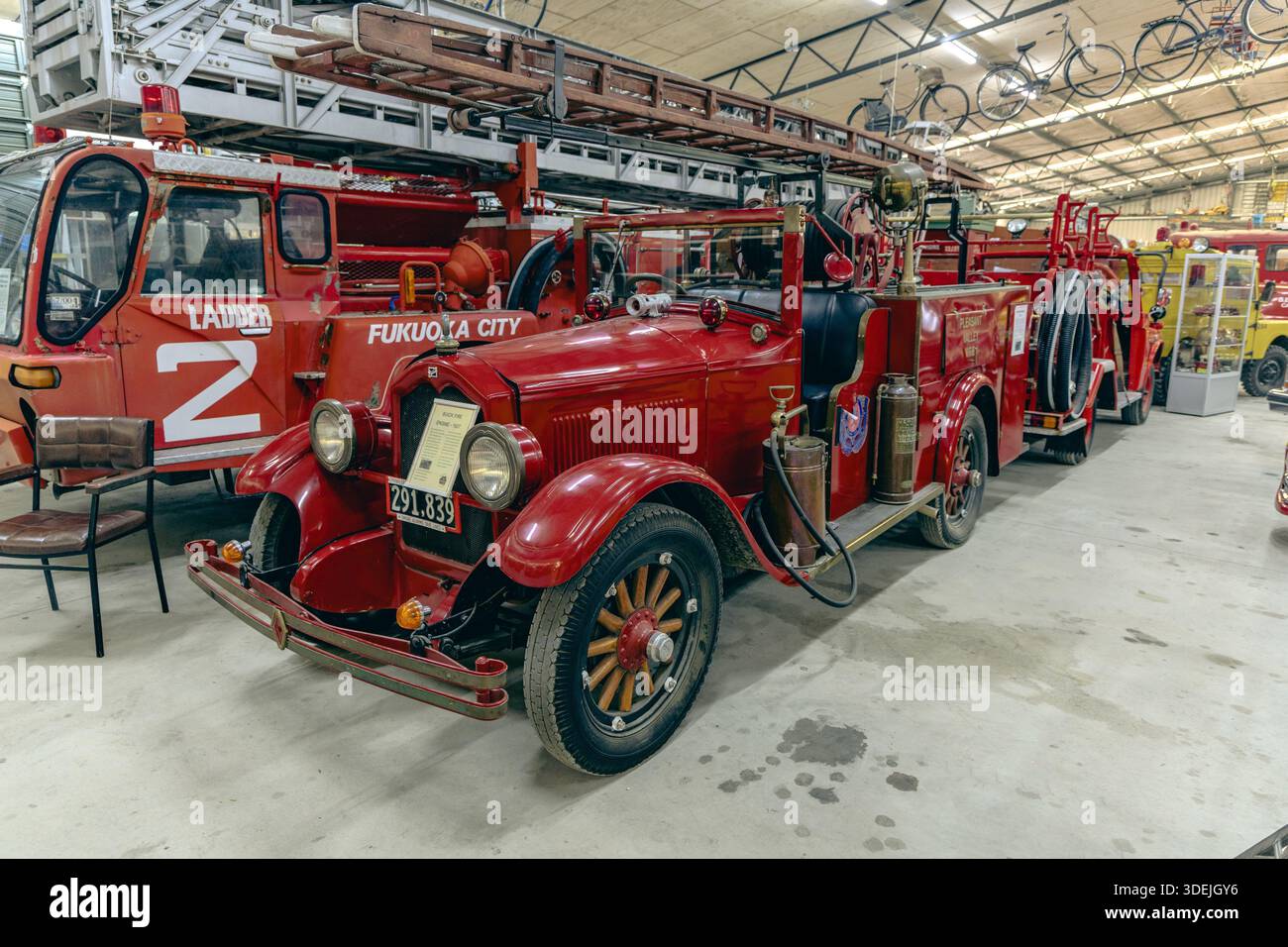 Restored vintage fire engine hi-res stock photography and images - Alamy