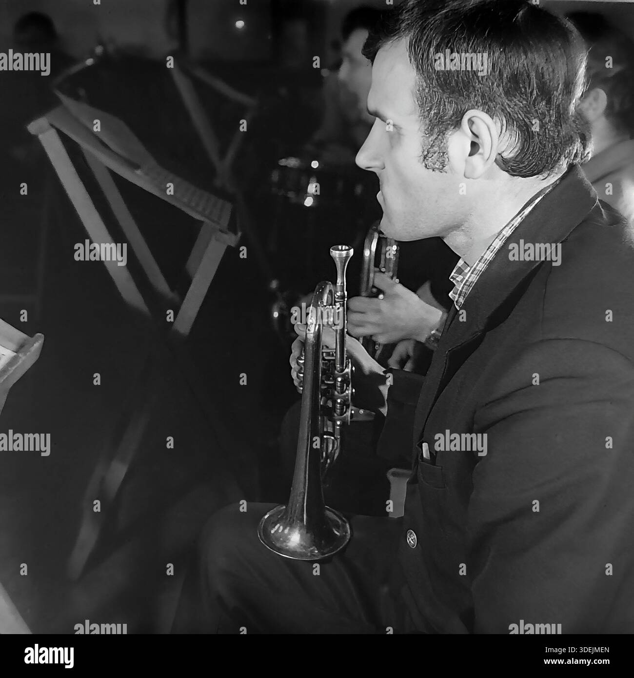 1980s sideburns hi-res stock photography and images - Alamy
