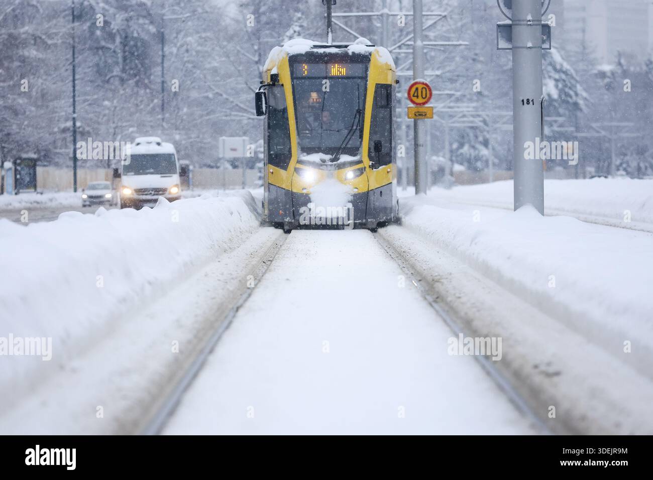 New snow and low temperatures woke up the citizens of Sarajevo on ...